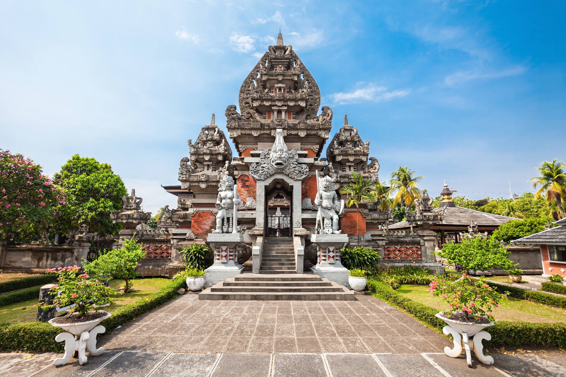 Flyrejser til Indonesien | Finnair